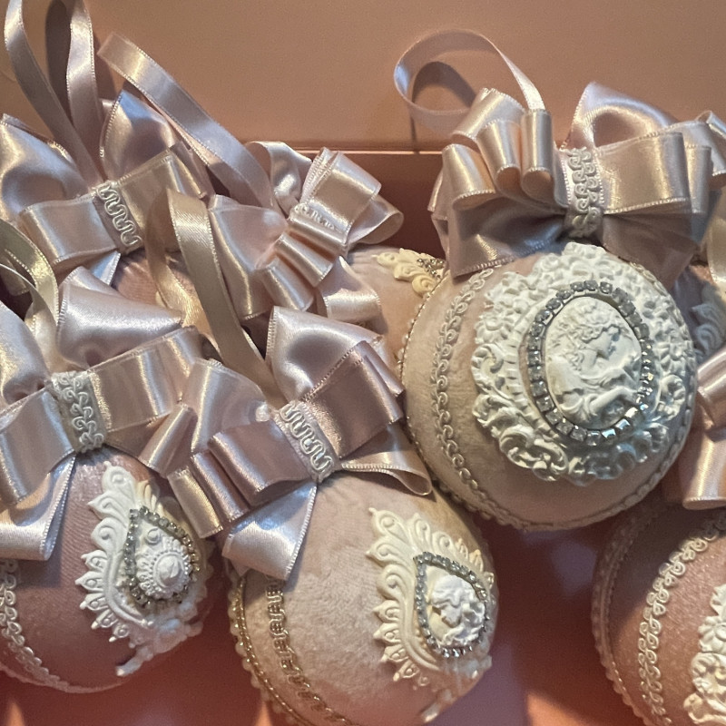 Prabangūs rankų darbo KALĖDINIAI žaisliukai Pink - Lietuviukas.lt